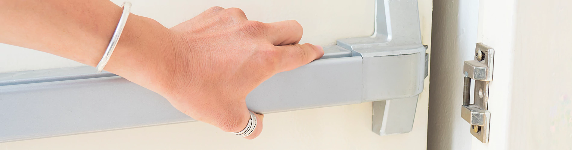 Panic Bar Installation Ocala Fl Panic Bar Installation Services Experts